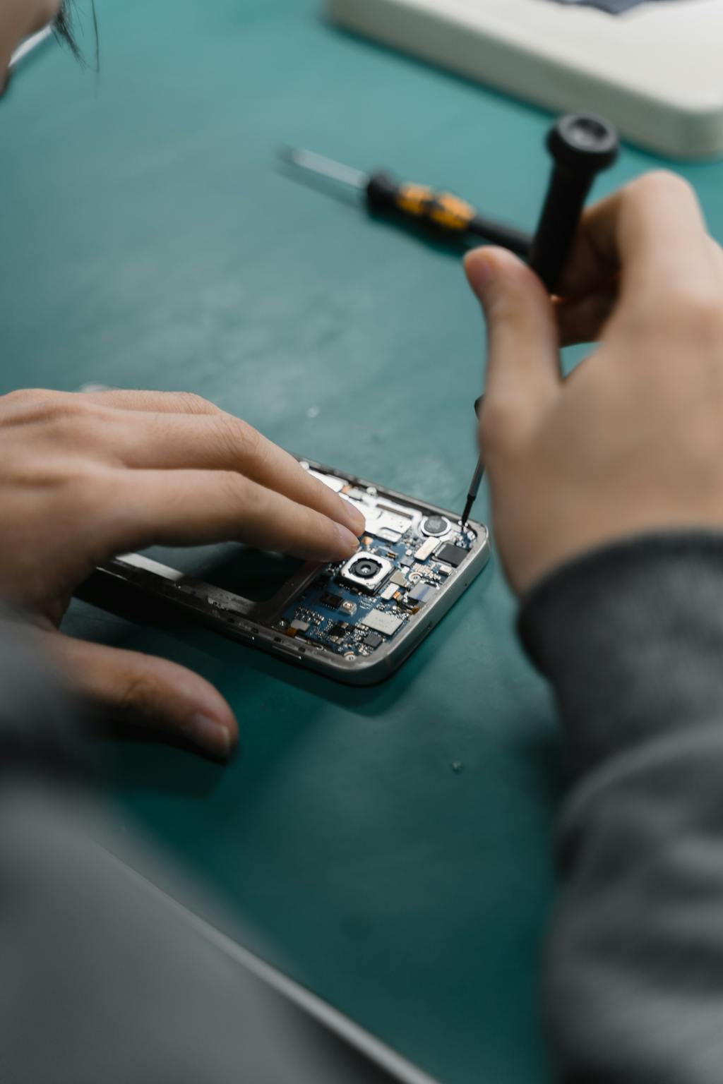 Mobile Phone Doctor: Expert Phone, Tablet & Laptop Repairs Brisbane